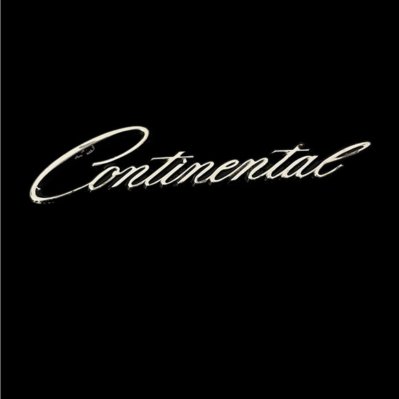 Lincoln | Other | Vintage 96s 1970s Lincoln Continental Car Emblem ...